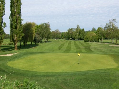 Facilities and Services – Surrey Golf Club